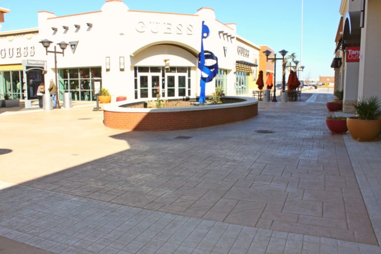 Tanger Outlets – Texas Bomanite