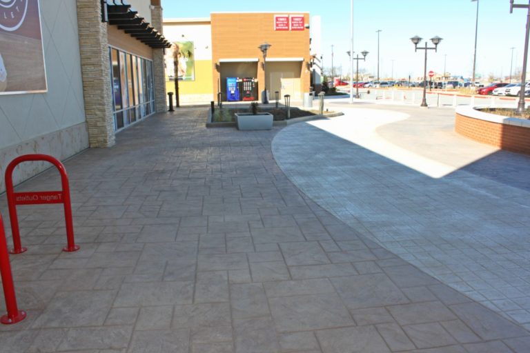 Tanger Outlets – Texas Bomanite