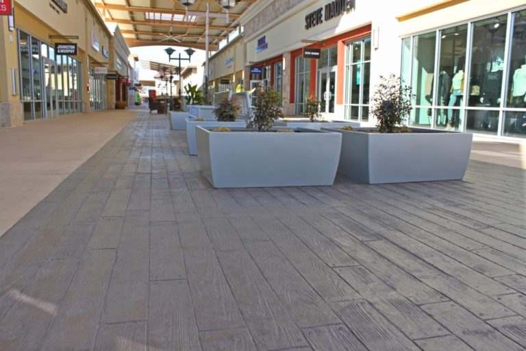 Tanger Outlets – Texas Bomanite